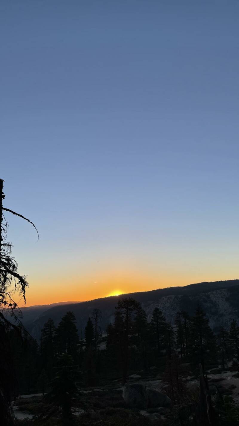 A magical sunset spot in Yosemite: Taft Point and photo tips - Style ...